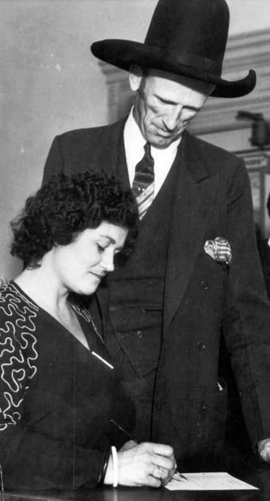 The Life Of Ralph "Tex" Madsen, Also Known As The Tallest Cowboy, From ...